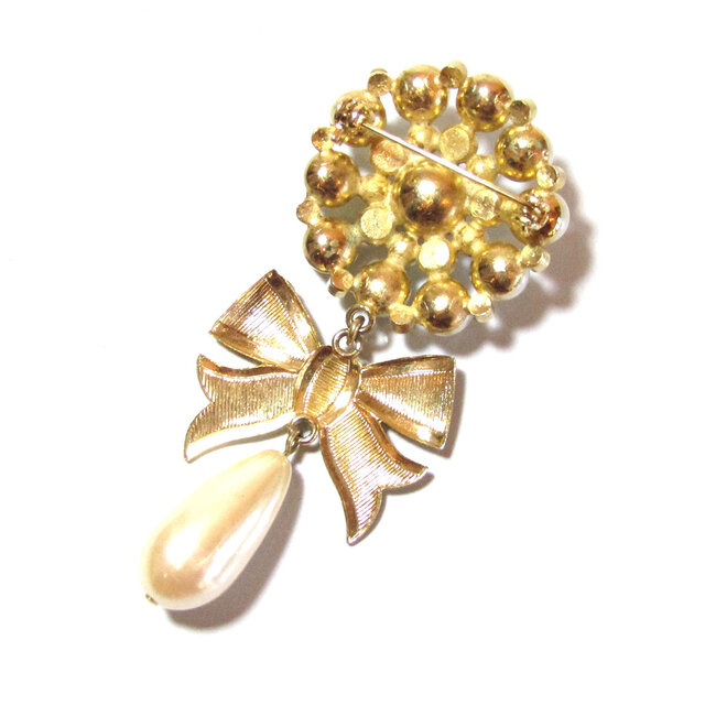 80s Vintage Fake Pearl × Ribbon Drop Flower Design Brooch | iichi 日々の暮らしを心地よくするハンドメイドやアンティークの ...