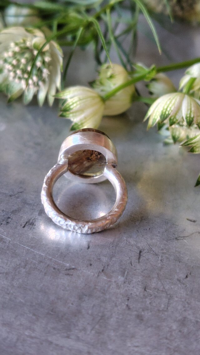 スタールチルクォーツシルバーリング#14 | iichi 日々の暮らしを心地よくするハンドメイドやアンティークのマーケットプレイス