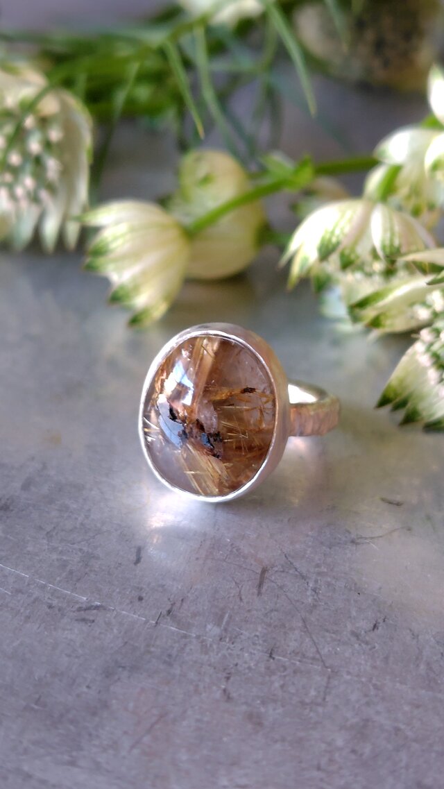 スタールチルクォーツシルバーリング#14 | iichi 日々の暮らしを心地よくするハンドメイドやアンティークのマーケットプレイス