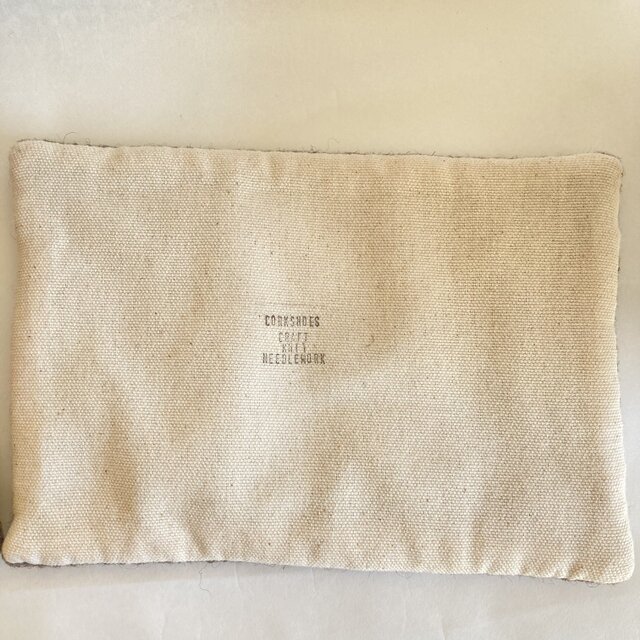 WOOL!kaffi&fika*カップ＆ポットマット*L | iichi 日々の暮らしを心地よくするハンドメイドやアンティークのマーケットプレイス