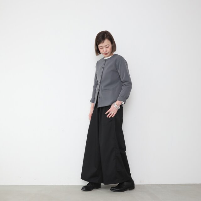 Maki pants - beige / black | iichi 日々の暮らしを心地よくするハンドメイドやアンティークのマーケットプレイス
