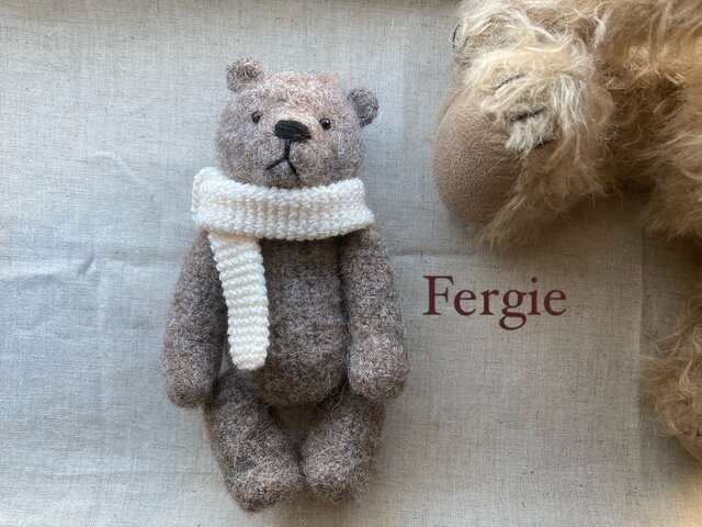 bear amigurumi | iichi 日々の暮らしを心地よくするハンドメイドやアンティークのマーケットプレイス