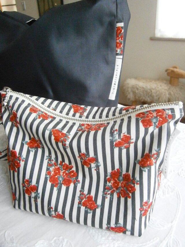 花stripe×cotton LightWeightBag＆pouch | iichi 日々の暮らしを心地よくするハンドメイドやアンティークのマーケットプレイス