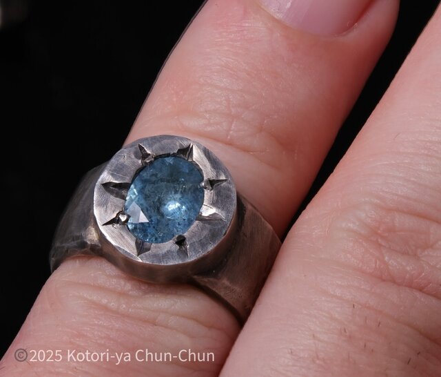 【完全新作】サンタマリア・アクアマリン・シルバーリング【サン・マリア】 | iichi 日々の暮らしを心地よくするハンドメイドやアンティークのマーケットプレイス