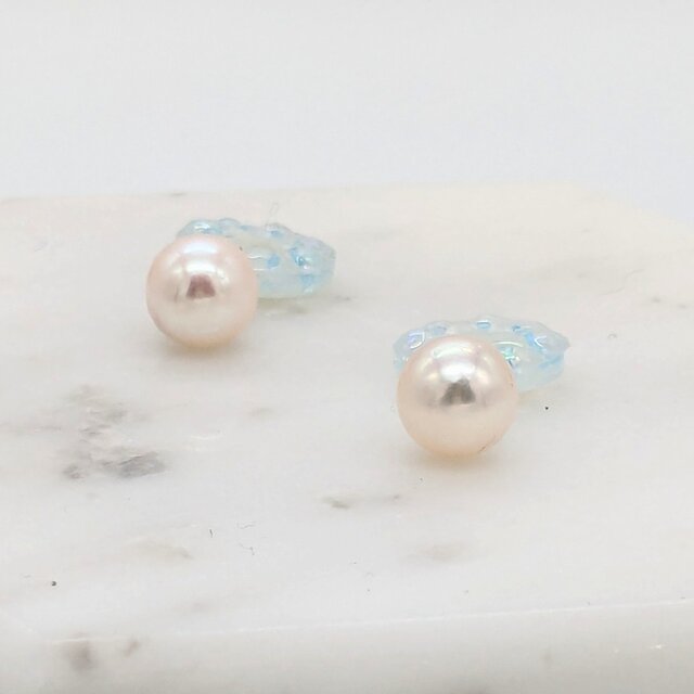 あこや真珠と白螺鈿のピアスイヤリング【2109】 | iichi 日々の暮らしを心地よくするハンドメイドやアンティークのマーケットプレイス