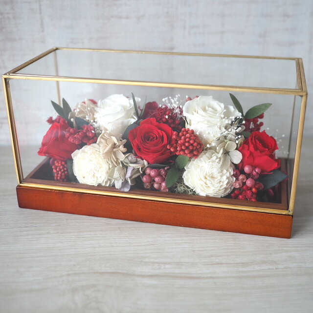 還暦祝いにも 上品なレッド系のアレンジメント -Iron gold (L)- | iichi 日々の暮らしを心地よくするハンドメイドやアンティークのマーケットプレイス