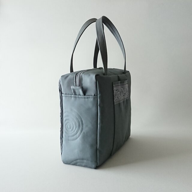 GRAY FRANCE RIBBON TOTE | iichi 日々の暮らしを心地よくするハンドメイドやアンティークのマーケットプレイス