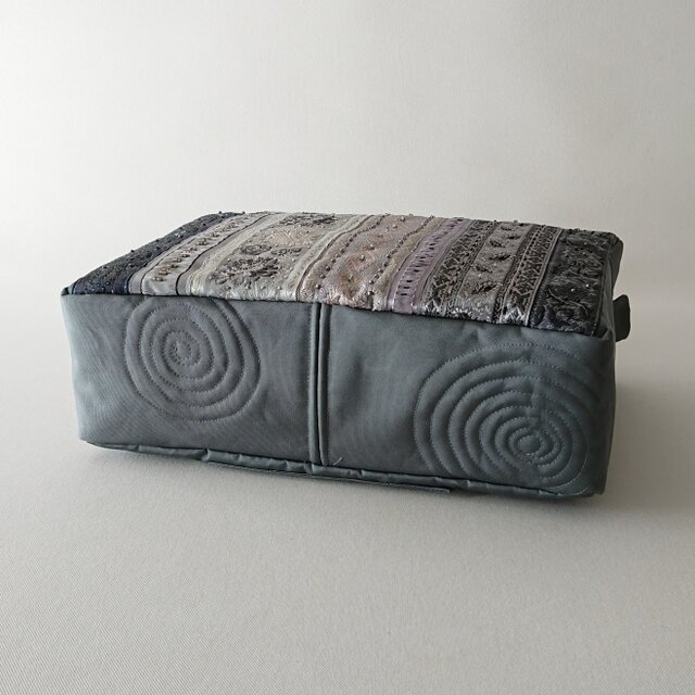 GRAY FRANCE RIBBON TOTE | iichi 日々の暮らしを心地よくするハンドメイドやアンティークのマーケットプレイス