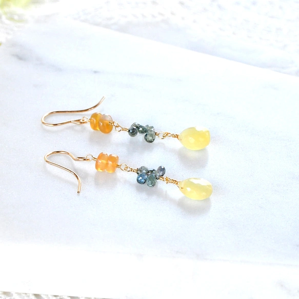 Spring Bloom〜 春の訪れを感じる明るいカラーリング イエローオパールxグリーンサファイアピアス | iichi 日々の暮らしを心地よくするハンドメイドやアンティークのマーケットプレイス