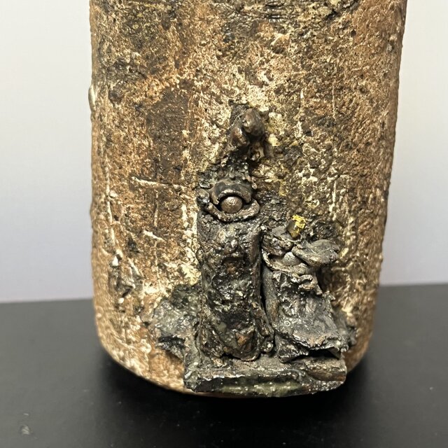 雛付きリバーシブル花器 焼締&泥彩&黒釉 No.7 | iichi 日々の暮らしを心地よくするハンドメイドやアンティークのマーケットプレイス