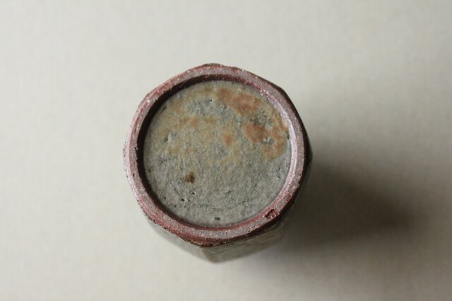 縞しのぎ 花器 錆ライトグレー SS a | iichi 日々の暮らしを心地よくするハンドメイドやアンティークのマーケットプレイス