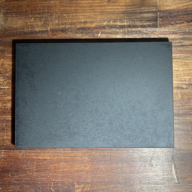 雛 No.55 黒釉 中 | iichi 日々の暮らしを心地よくするハンドメイドやアンティークのマーケットプレイス