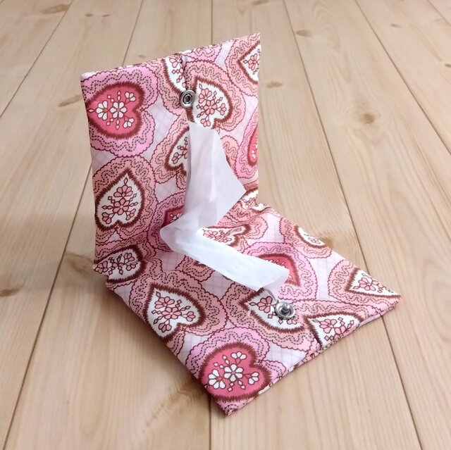 リバティ 携帯ティッシュケース ボックスティッシュから詰替え ペーパータオル ラブレース ペールピンク 996 | iichi 日々の暮らしを心地よくするハンドメイドやアンティークのマーケットプレイス