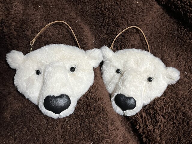 Newシロクマ顔ポーチ | iichi 日々の暮らしを心地よくするハンドメイドやアンティークのマーケットプレイス