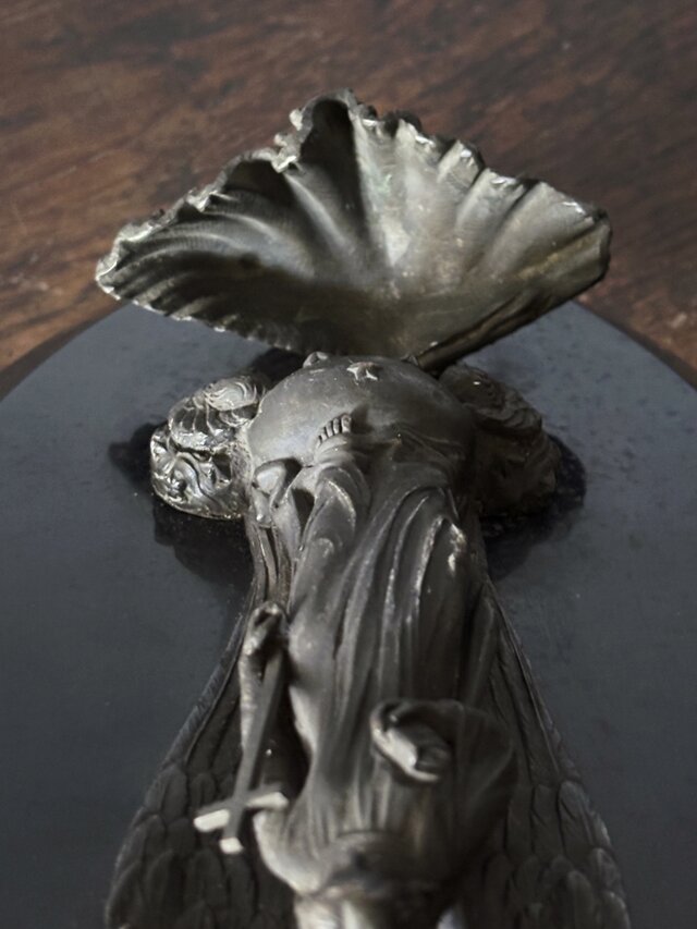 天使 聖水盤 ベニティエ シルバープレート ブロンズ フランス アンティーク 0502048 | iichi 日々の暮らしを心地よくするハンドメイドやアンティークのマーケットプレイス