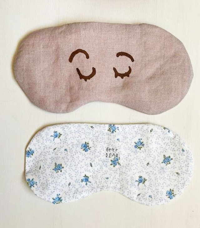 あずきとラベンダーのピロー ねがお P-45 | iichi 日々の暮らしを心地よくするハンドメイドやアンティークのマーケットプレイス