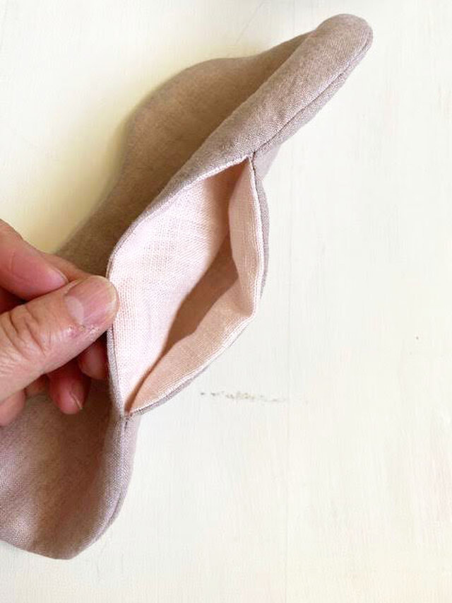 あずきとラベンダーのピロー ねがお P-45 | iichi 日々の暮らしを心地よくするハンドメイドやアンティークのマーケットプレイス