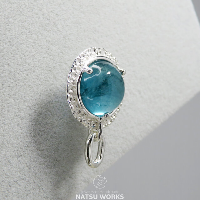 フローライト ブローチ o / Fluorite Silver Brooch | iichi 日々の暮らしを心地よくするハンドメイドやアンティークのマーケットプレイス