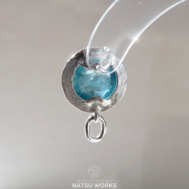 フローライト ブローチ o / Fluorite Silver Brooch | iichi 日々の暮らしを心地よくするハンドメイドやアンティークのマーケットプレイス