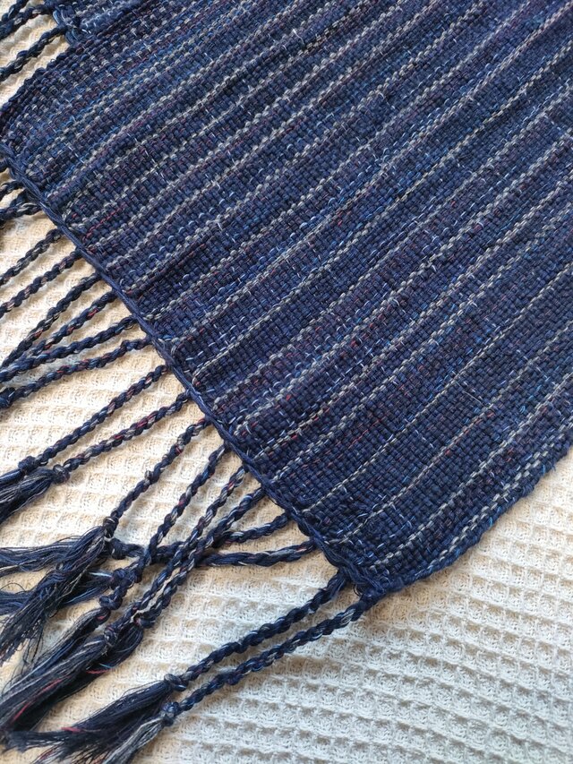 残糸利用 綿マフラー 送料無料 糸と糸 | iichi 日々の暮らしを心地よくするハンドメイドやアンティークのマーケットプレイス