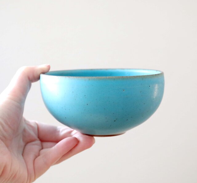 赤陶土とトルコ青釉のスープボウル 縁錆 | iichi 日々の暮らしを心地よくするハンドメイドやアンティークのマーケットプレイス