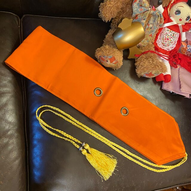 名古屋帯リメイク サッシュベルト 飾り帯 和洋折衷 L〜LL 鮮やかな橙色が目を引き、艶やかな黄色と白,牡丹 ROB-80 | iichi 日々の暮らしを心地よくするハンドメイドやアンティーク ...