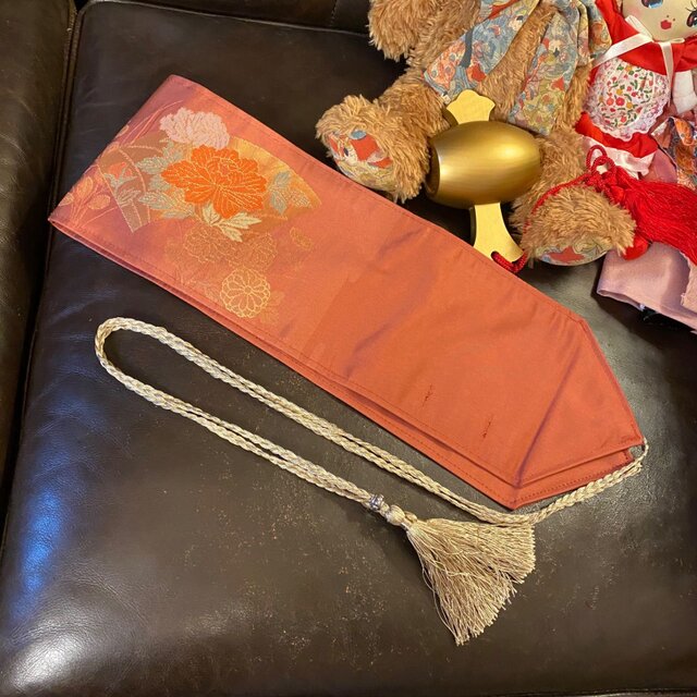 着物 リメイク セミロング ワンピース ドレス 化繊 名古屋帯 和洋折衷 深い青に鮮やかな橙色の花々が舞い踊る KW-768 | iichi 日々の暮らしを心地よくするハンドメイドや ...