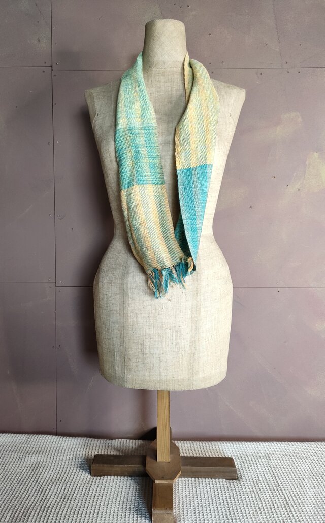 糸と糸 残糸使用 手織り 綿スヌード ☆送料無料☆ | iichi 日々の暮らしを心地よくするハンドメイドやアンティークのマーケットプレイス