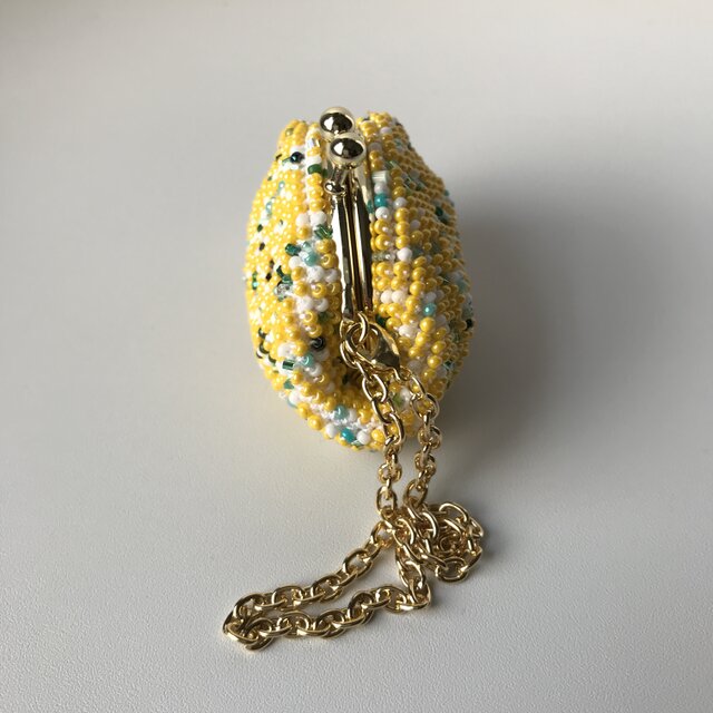 Beaded Purse with Chain --Mimosa-- (Petite) ③ 内布：Cathy | iichi 日々の暮らしを心地よくするハンドメイドやアンティークのマーケットプレイス