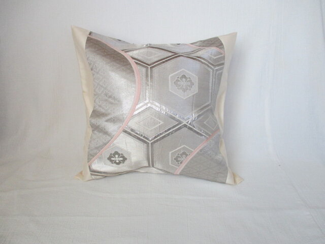 u116 裏地付 帯 クッションカバー 座布団カバー ファスナー 40x40cm おしゃれ | iichi 日々の暮らしを心地よくするハンドメイドやアンティークのマーケットプレイス