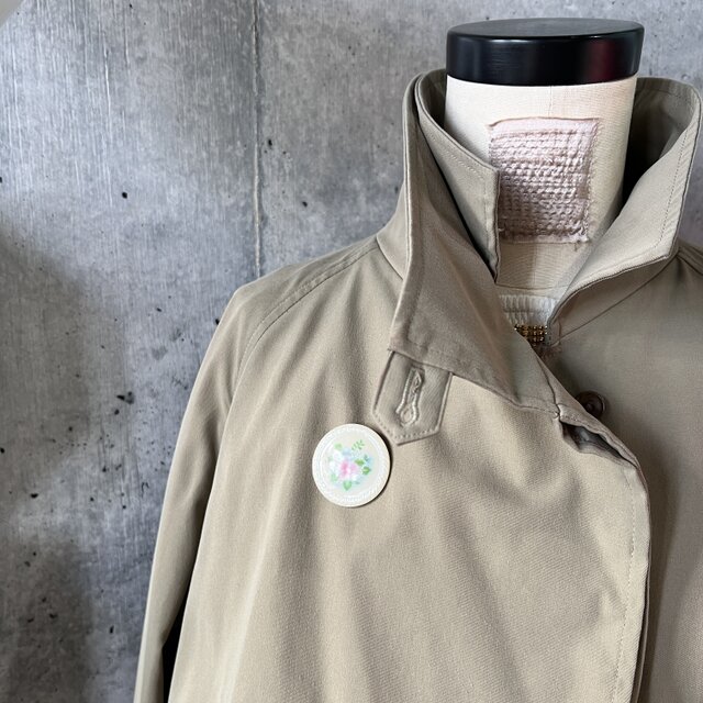 SCA45-【 AVON 】エイボン・ヴィンテージブローチ "Spring Bouquet" Round Flower | iichi 日々の暮らしを心地よくするハンドメイドやアンティークの ...