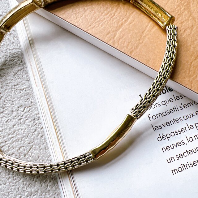 B120-ヴィンテージブレスレット U.S.A. Gold-tone Silver-tone Stretch Bracelet | iichi 日々の暮らしを心地よくするハンドメイドや ...