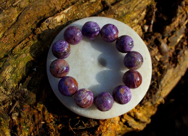 チャロアイト 16mm 積極性、無邪気さ、好奇心、リラックス | iichi 日々の暮らしを心地よくするハンドメイドやアンティークのマーケットプレイス