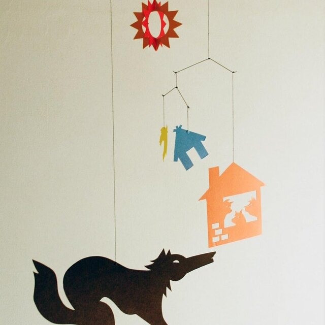 お話モビール＊三匹のこぶた＊ | iichi 日々の暮らしを心地よくするハンドメイドやアンティークのマーケットプレイス