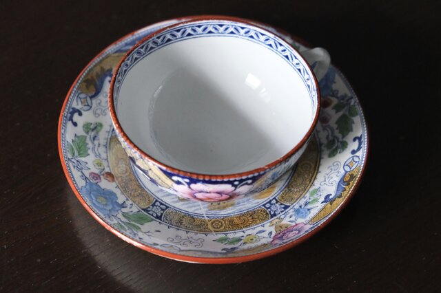 クレイユモントロー カップ アンド ソーサー シノワズリ フランス アンティーク 0502083 | iichi 日々の暮らしを心地よくするハンドメイドやアンティークのマーケットプレイス