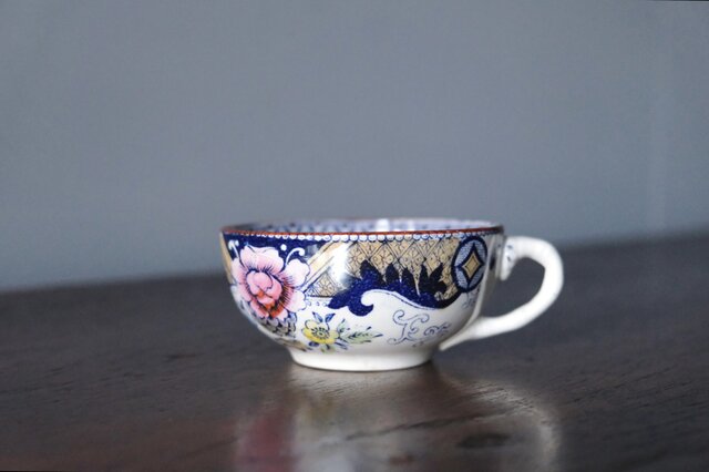 クレイユモントロー カップ アンド ソーサー シノワズリ フランス アンティーク 0502083 | iichi 日々の暮らしを心地よくするハンドメイドやアンティークのマーケットプレイス