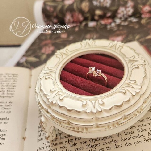 Ribbon Crystal Ring. | iichi 日々の暮らしを心地よくするハンドメイドやアンティークのマーケットプレイス