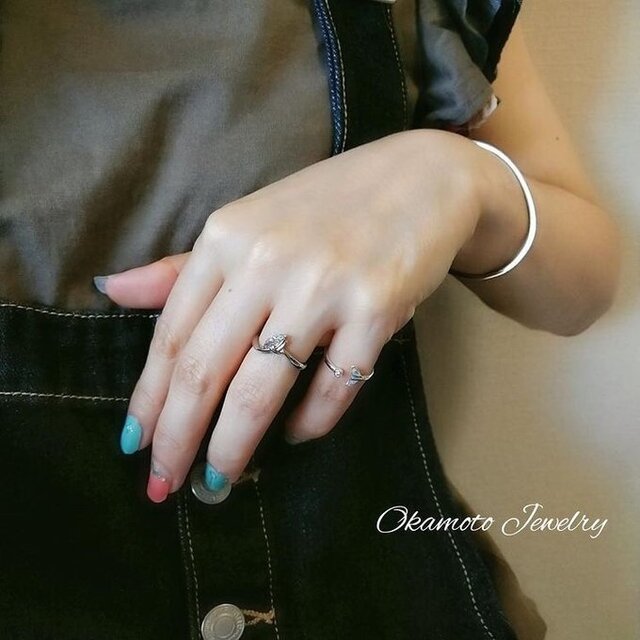 Fish Hook Ring(ピンキーリング可能) | iichi 日々の暮らしを心地よくするハンドメイドやアンティークのマーケットプレイス