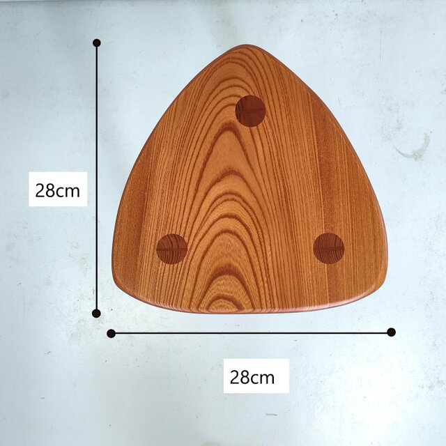 ケヤキの一枚板スツール NO.17 ☆一点物☆ | iichi 日々の暮らしを心地よくするハンドメイドやアンティークのマーケットプレイス
