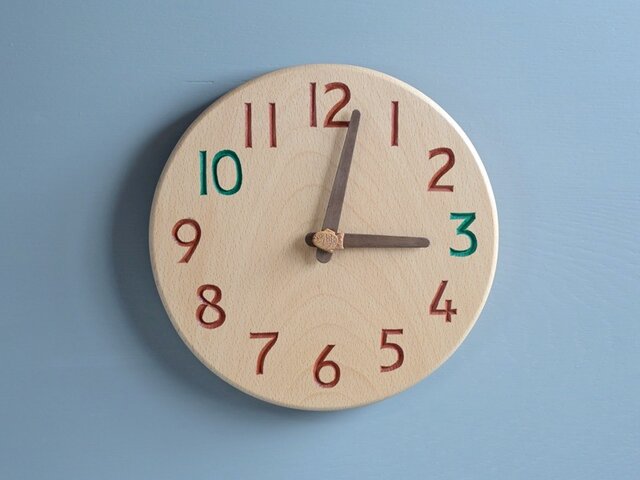 鯛焼き 直径24cm 掛け時計 ﾌﾞﾅ【2501】 | iichi 日々の暮らしを心地よくするハンドメイドやアンティークのマーケットプレイス