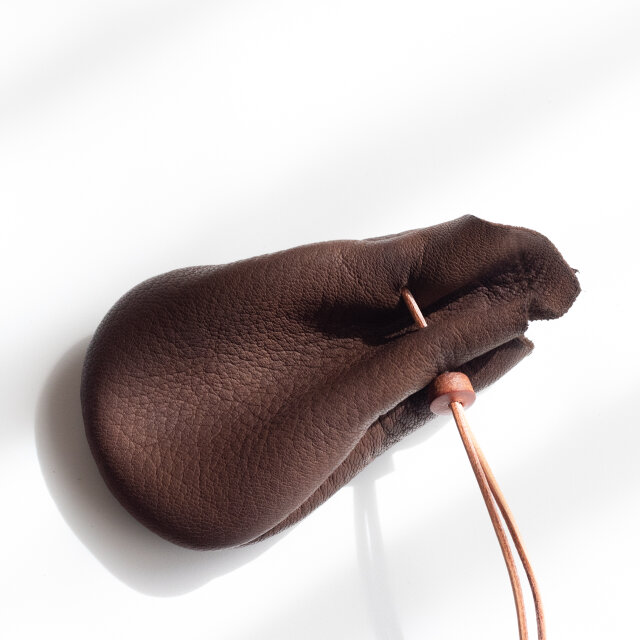 鹿革巾着 | iichi 日々の暮らしを心地よくするハンドメイドやアンティークのマーケットプレイス