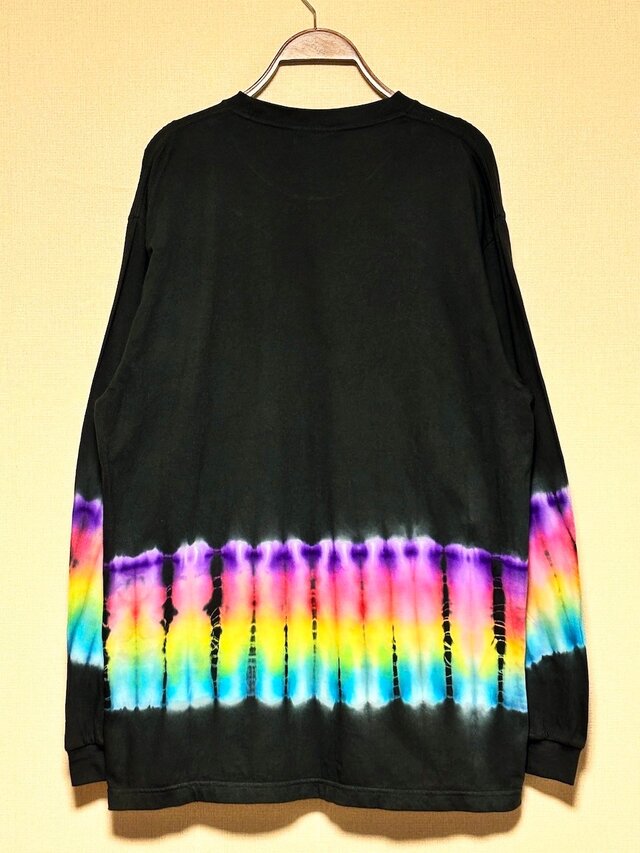 タイダイ 長袖Tシャツ XLサイズ ブラック×レインボー HIPPIES DYE HD23-37 | iichi 日々の暮らしを心地よくするハンドメイドやアンティークのマーケットプレイス