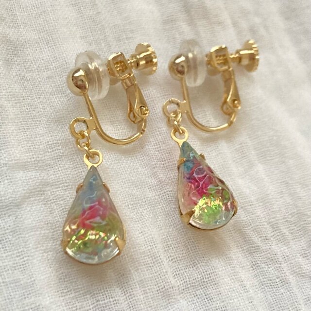 西ドイツ製ヴィンテージガラス、アイリスガラスと手巻きガラスパール（シャンパンゴールド）のシンプルなプチネックレス No.C775 | iichi 日々の暮らしを心地よくするハンドメイドや ...