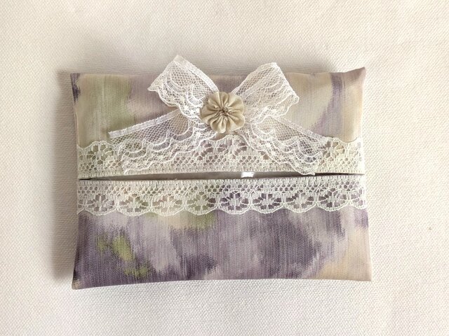 可愛い花柄ポケットティッシュケース（パープル） | iichi 日々の暮らしを心地よくするハンドメイドやアンティークのマーケットプレイス