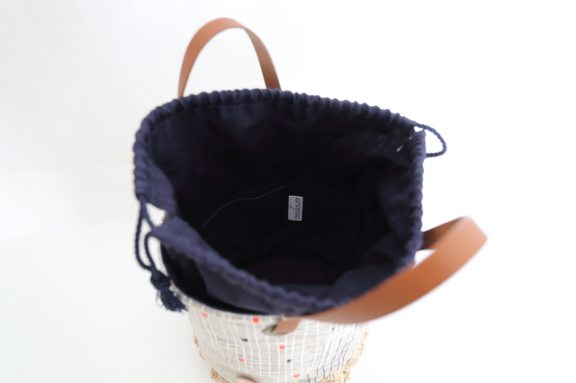 メルトンウールバスケトート "gauze_bg" | iichi 日々の暮らしを心地よくするハンドメイドやアンティークのマーケットプレイス