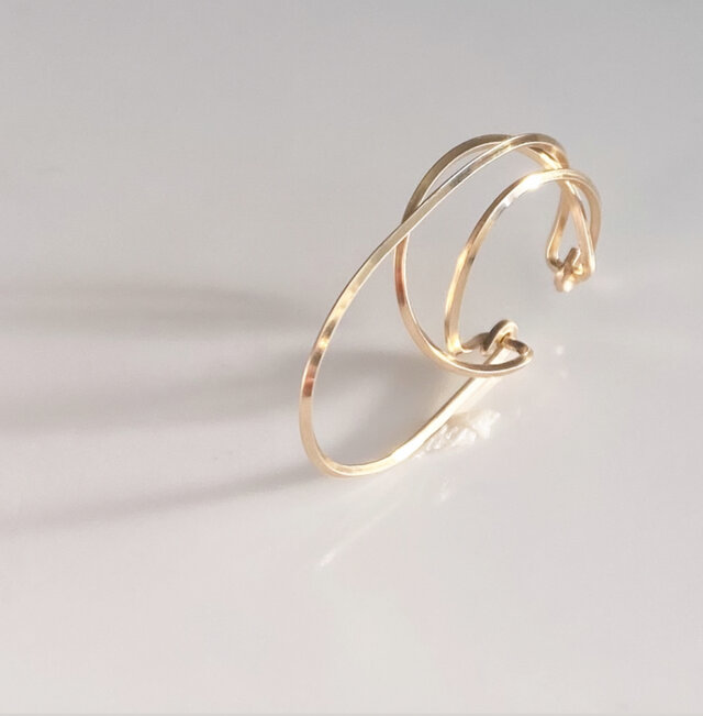 14kgf×silver925 diagonal イヤーカフ 2点セット | iichi 日々の暮らしを心地よくするハンドメイドやアンティークのマーケットプレイス