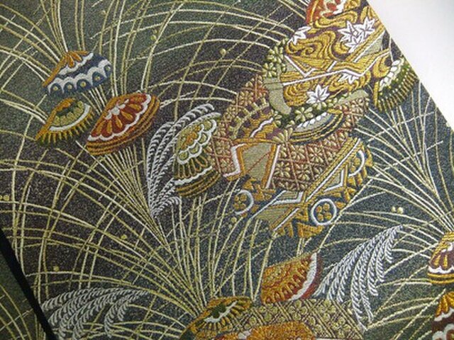 16)2185】155cm/新品・貝合わせ吉祥文様/タペストリー・テーブルランナー/和風/帯リメイク/日本のお土産 | iichi 日々の暮らしを心地よくするハンドメイドやアンティークの ...