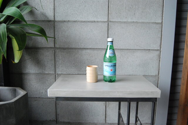 ひのきのカップⅤ | iichi 日々の暮らしを心地よくするハンドメイドやアンティークのマーケットプレイス