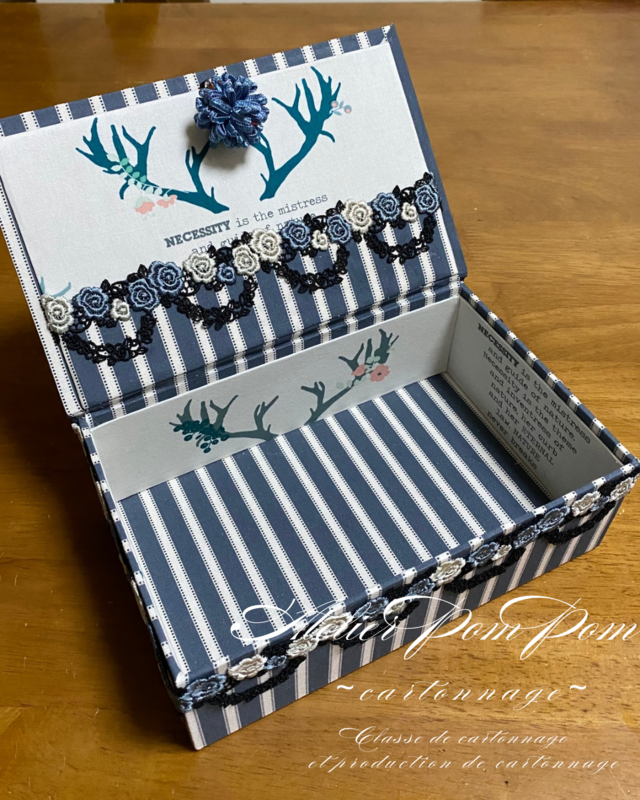 [nordic talepattern cartonnage]北欧風生地でフリーケース | iichi 日々の暮らしを心地よくするハンドメイドやアンティークのマーケットプレイス