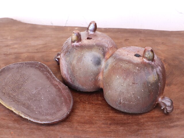 備前焼 植木鉢【受皿付き】 u-067 | iichi 日々の暮らしを心地よくするハンドメイドやアンティークのマーケットプレイス